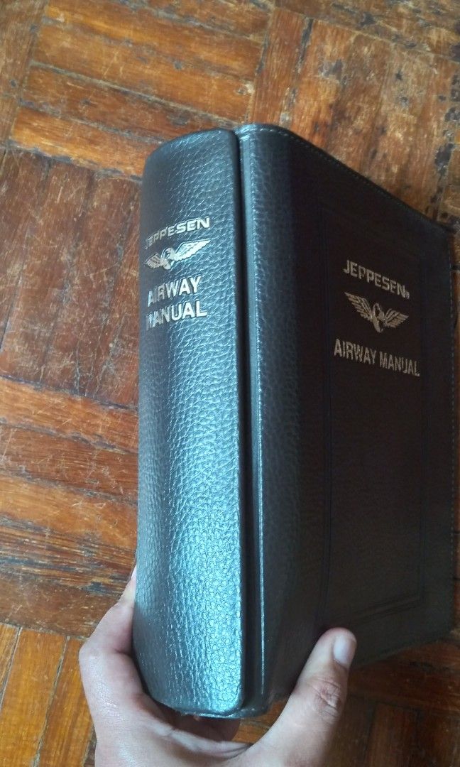 Jeppesen Airway Manual cover folder, Hobbies & Toys, Collectibles & Memorabilia, Vintage ...