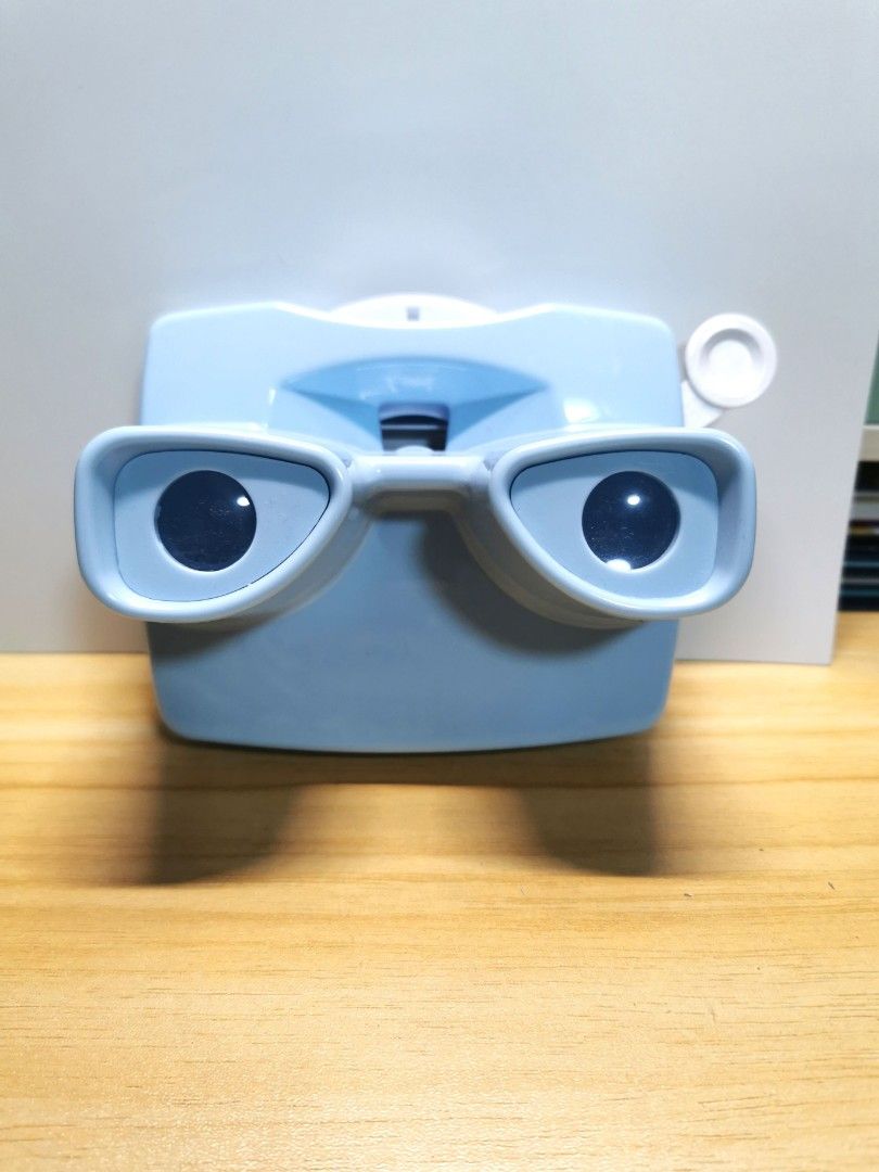 Kids Toy Frozen 3D Viewer, Hobbies & Toys, Toys & Games on Carousell