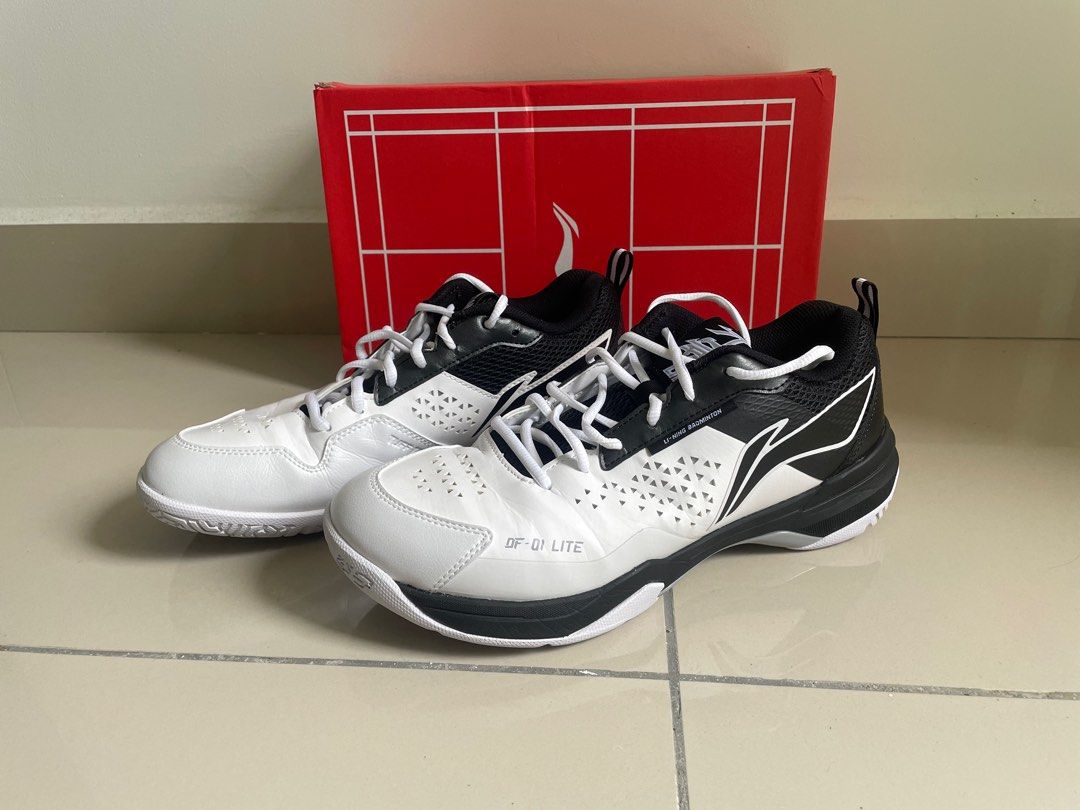 Li-Ning DF 01 Lite, Sports Equipment, Sports & Games, Racket & Ball ...