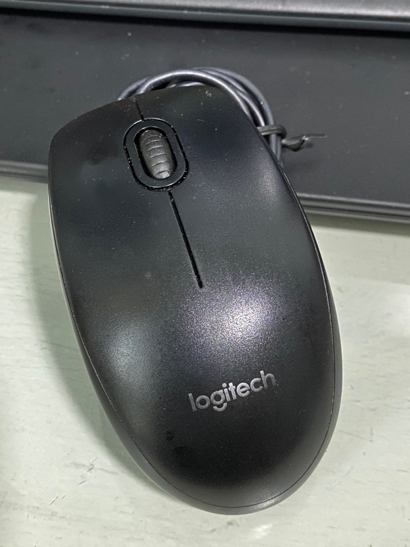 Logitech Mouse With Wire Computers And Tech Parts And Accessories Mouse And Mousepads On Carousell