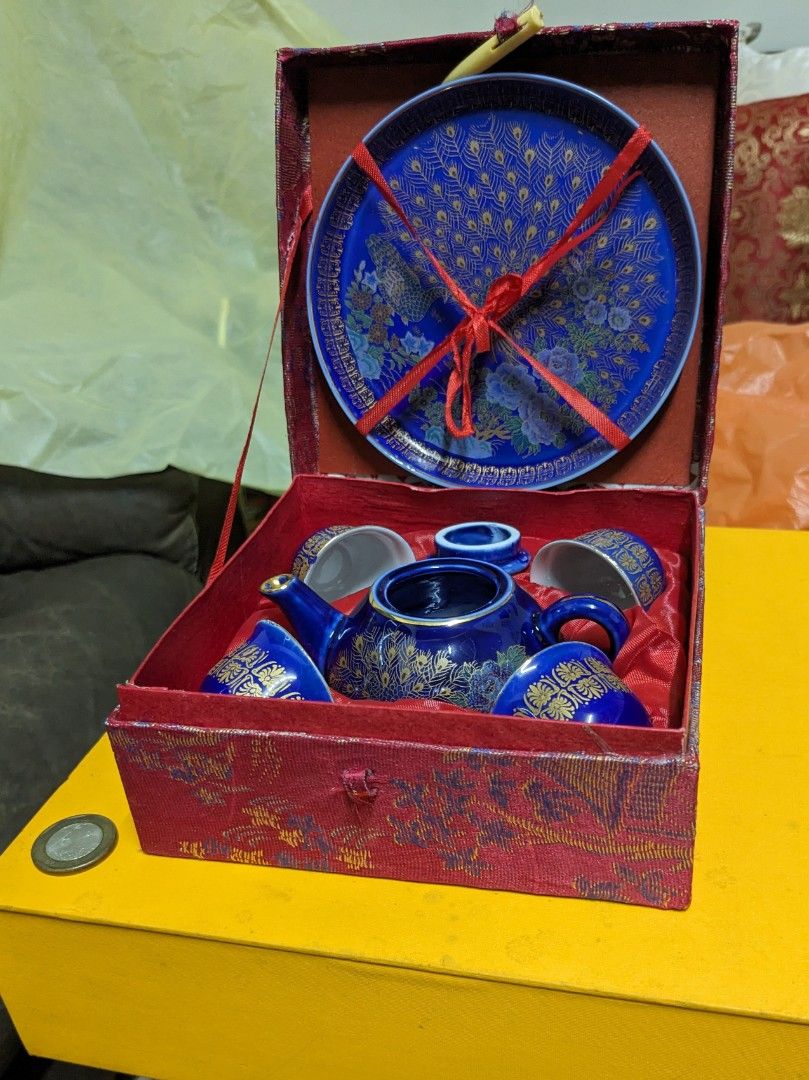 Miniature Chinese tea set, Hobbies & Toys, Memorabilia & Collectibles ...