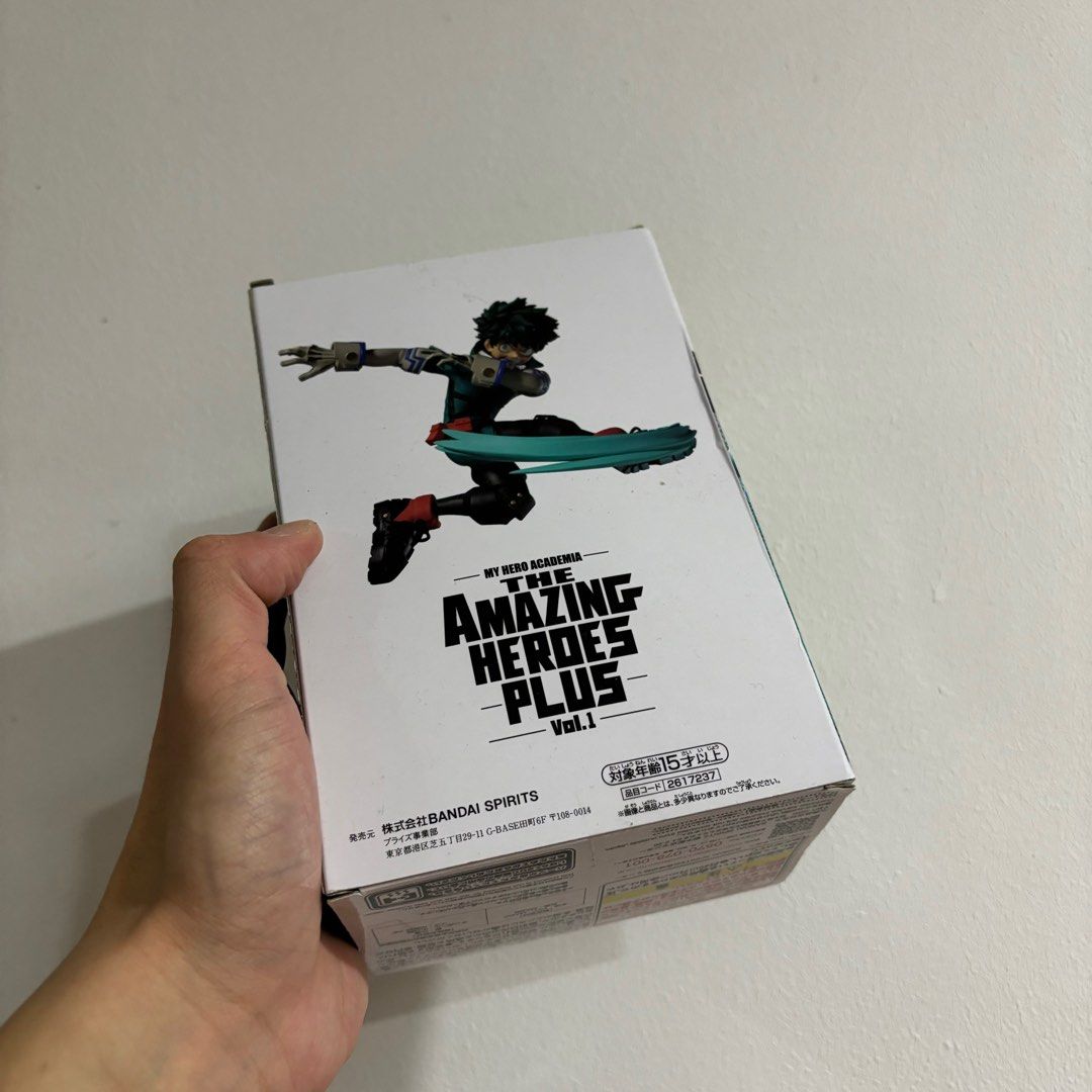 My Hero Academia Deku Amazing Hero Plus Figurine, Hobbies & Toys, Toys ...