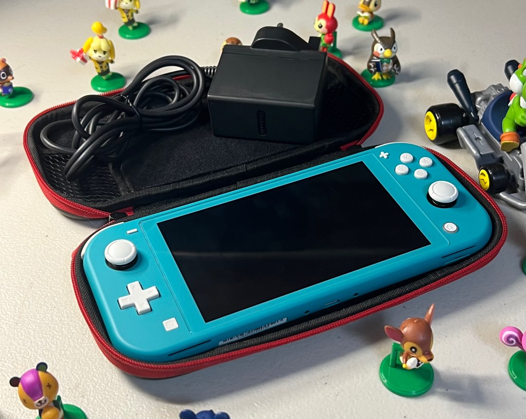 Nintendo Switch Lite Turquoise, Video Gaming, Video Game Consoles ...