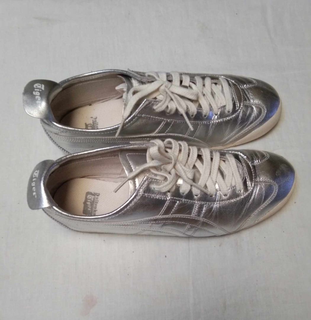 Onitsuka Silver Sneakers, Women's Fashion, Footwear, Sneakers on Carousell