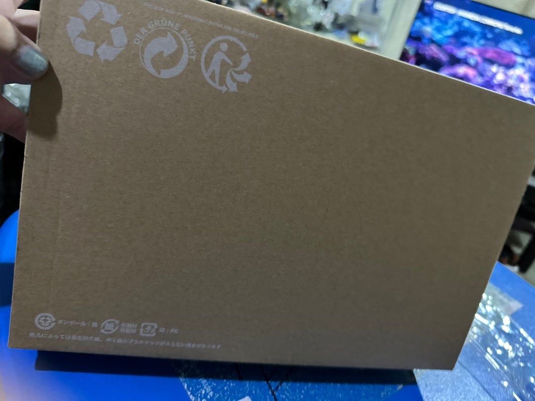 original asics shoe box on Carousell