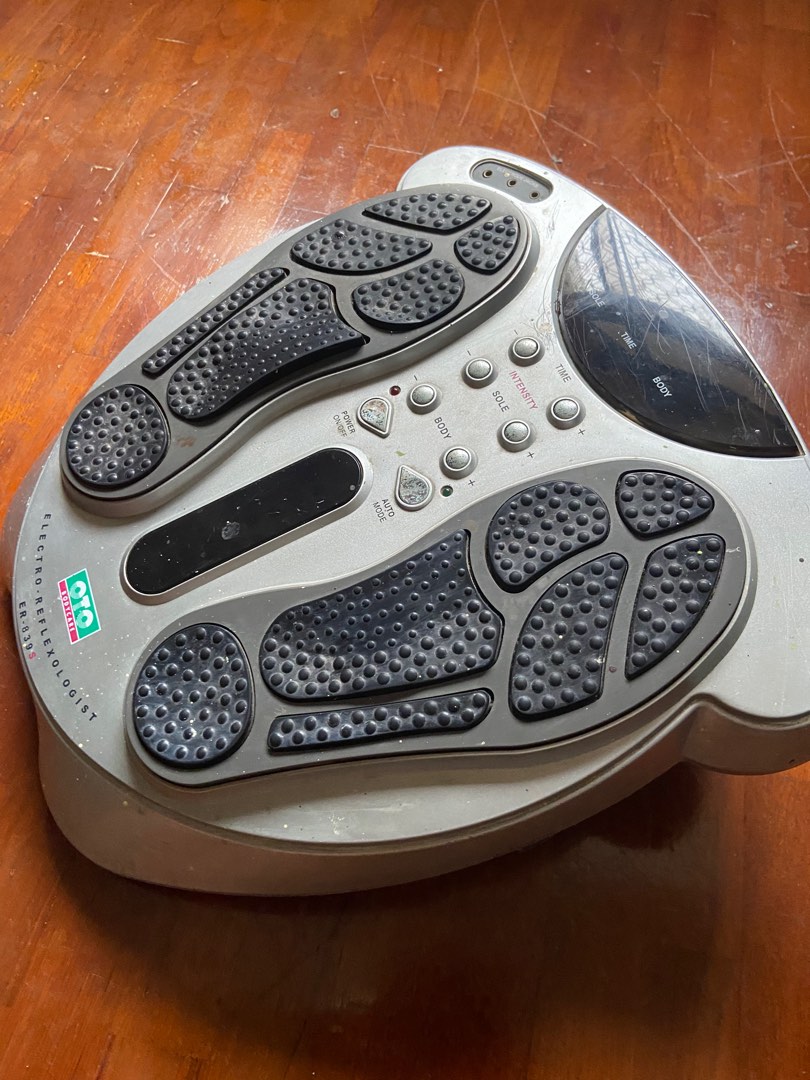 OTO Foot Reflexology Machine, Beauty & Personal Care, Foot Care on ...