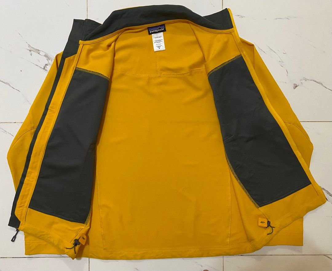 Patagonia SoftShell Jacket Mens (Medium), Men's Fashion, Activewear on ...