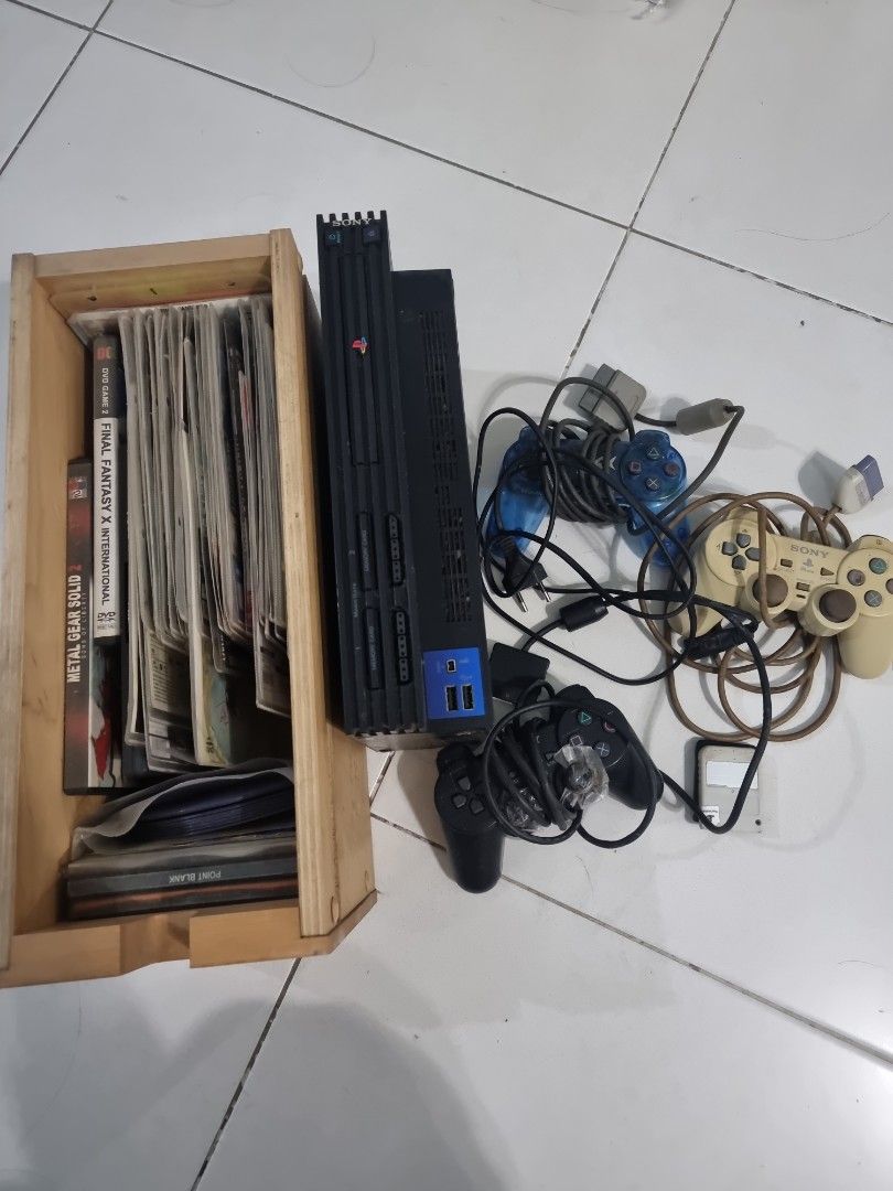 Playstation 2 with tons of games, Video Gaming, Video Game Consoles, PlayStation on Carousell