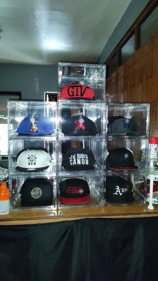 FRONT DROP MAGNETIC ACRYLIC DISPLAY CASE for CAPS!, Furniture & Home ...