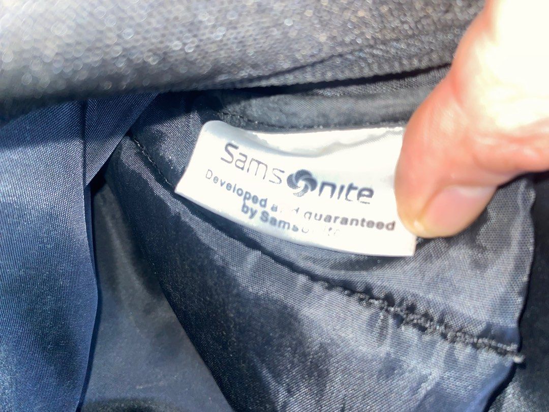 SAMSONITE 3F 125, Men's Fashion, Bags, Sling Bags on Carousell