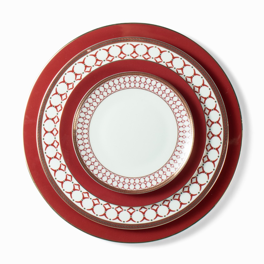 Scarlet Art Deco 4-Piece Plate Set, Furniture & Home Living ...