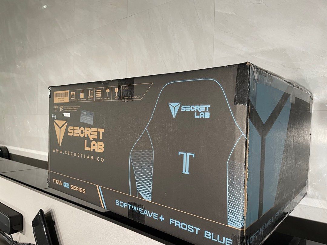 Secretlab TITAN Extra Extra Small Frost Blue, Furniture & Home Living ...