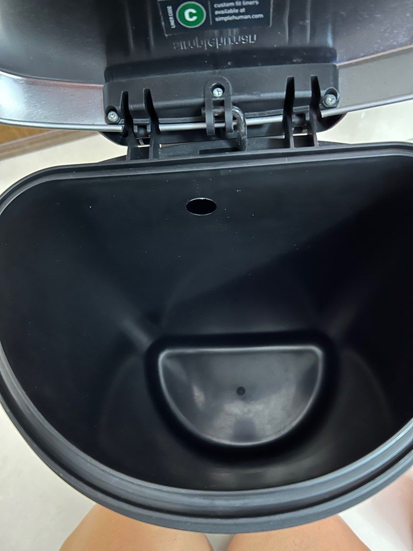 Simple Human Dustbin, Furniture & Home Living, Home Improvement ...