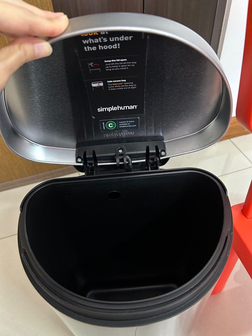 Simple Human Dustbin, Furniture & Home Living, Home Improvement ...