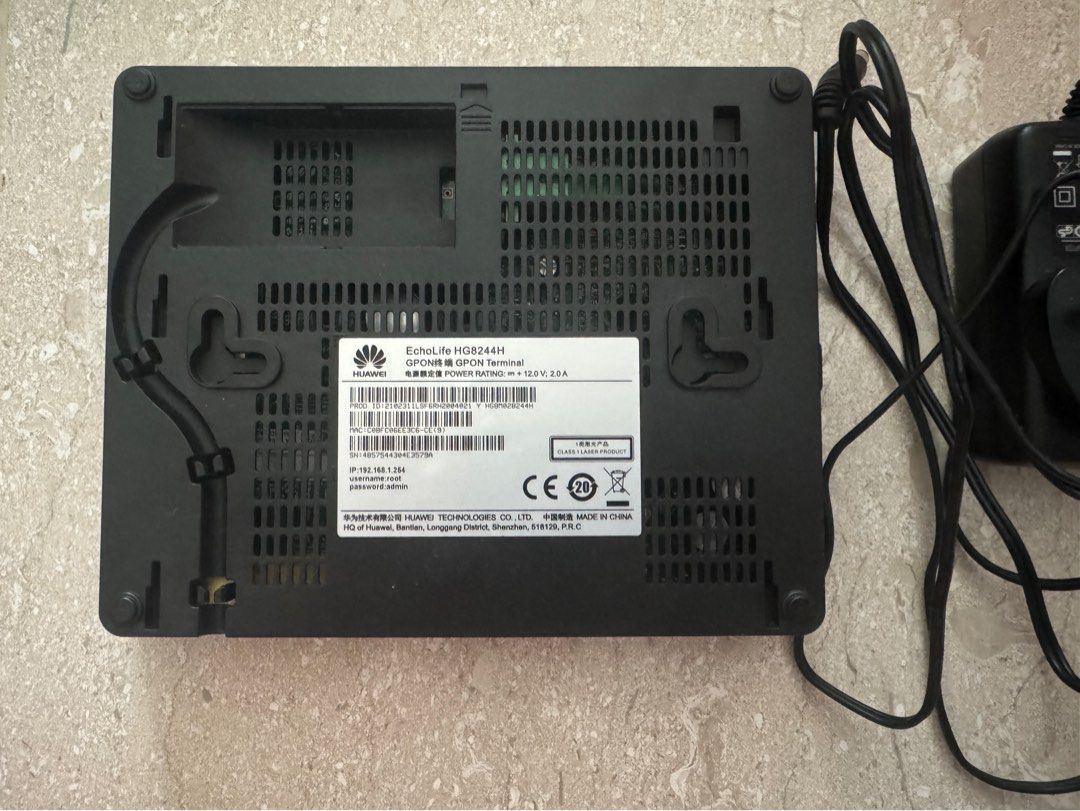 Singtel Huawei Optical network router, Computers & Tech, Parts ...