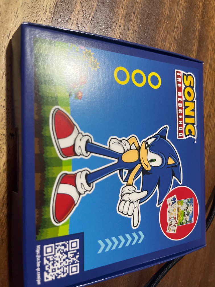 Sonic the hedgehog sticker book, Hobbies & Toys, Toys & Games on Carousell