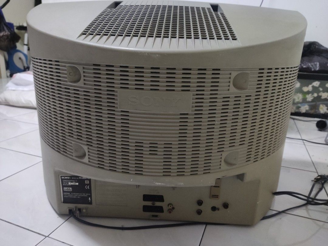 SONY TRINITRON WIDE SCREEN CRT TV 28 INCH, TV & Home Appliances, TV ...