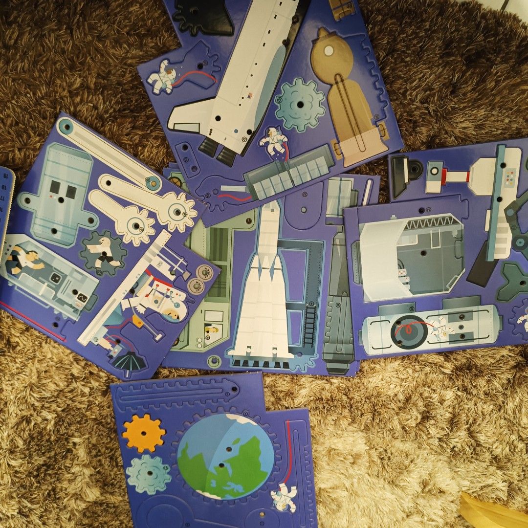 Space Machines: Build Your Own Working Machines!, Hobbies & Toys, Books ...