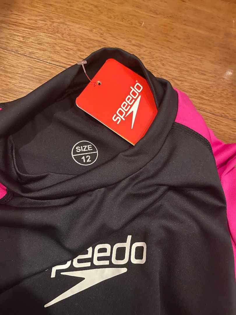 Speedo rash guard, Women's Fashion, Swimwear, Rash guard on Carousell
