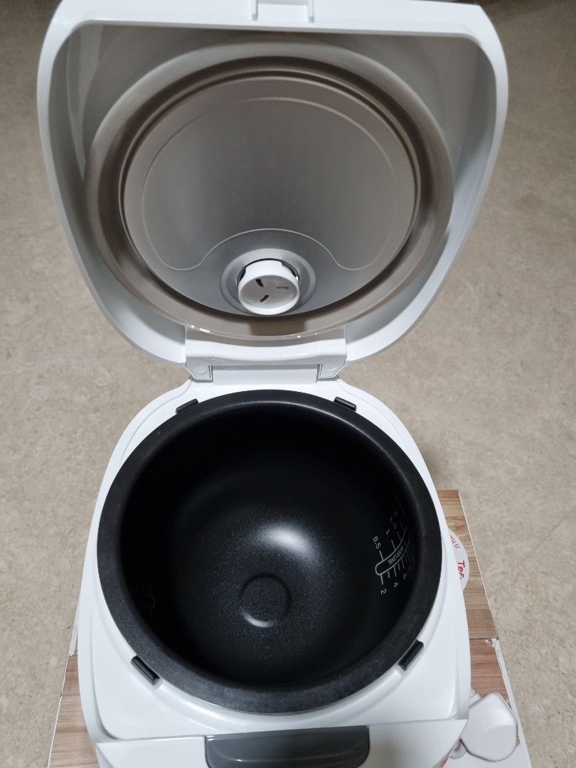 Tefal RK7321 Easy Rice Spherical Pot Rice Cooker 1.8L, TV & Home ...