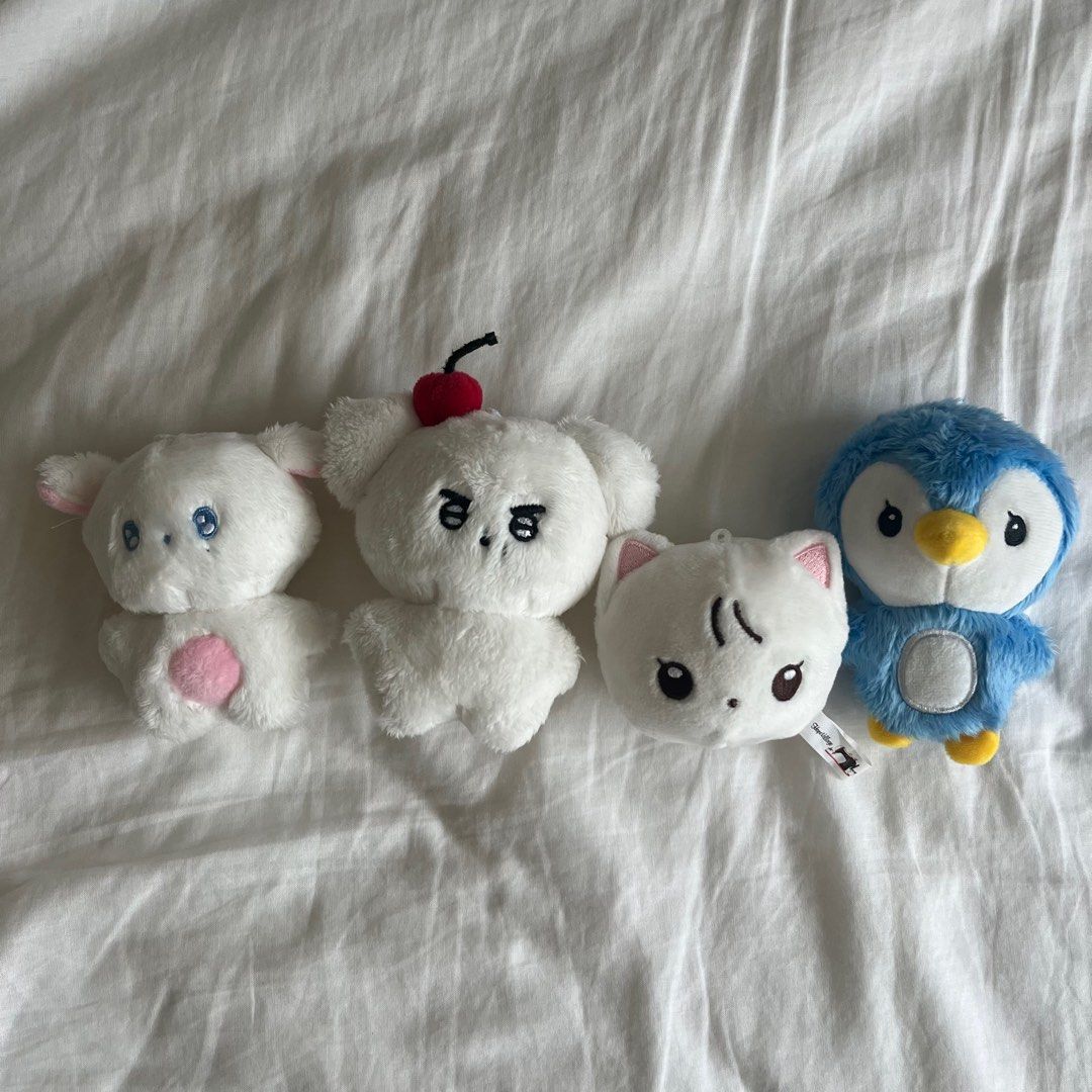 The Boyz Younghoon Chanhee 10cm Dolls, Hobbies & Toys, Memorabilia ...