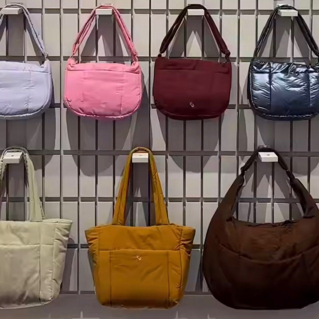 The Paper Bunny Puffer Carryall Praline, Women's Fashion, Bags ...