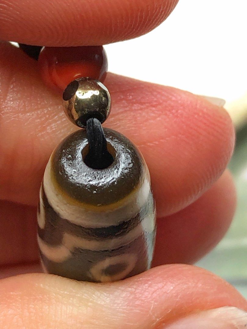 Tibetan Dzi Beads Seven-Eyed Dzi Bead 藏传老矿七眼天珠 27.8x11.1mm, Hobbies ...