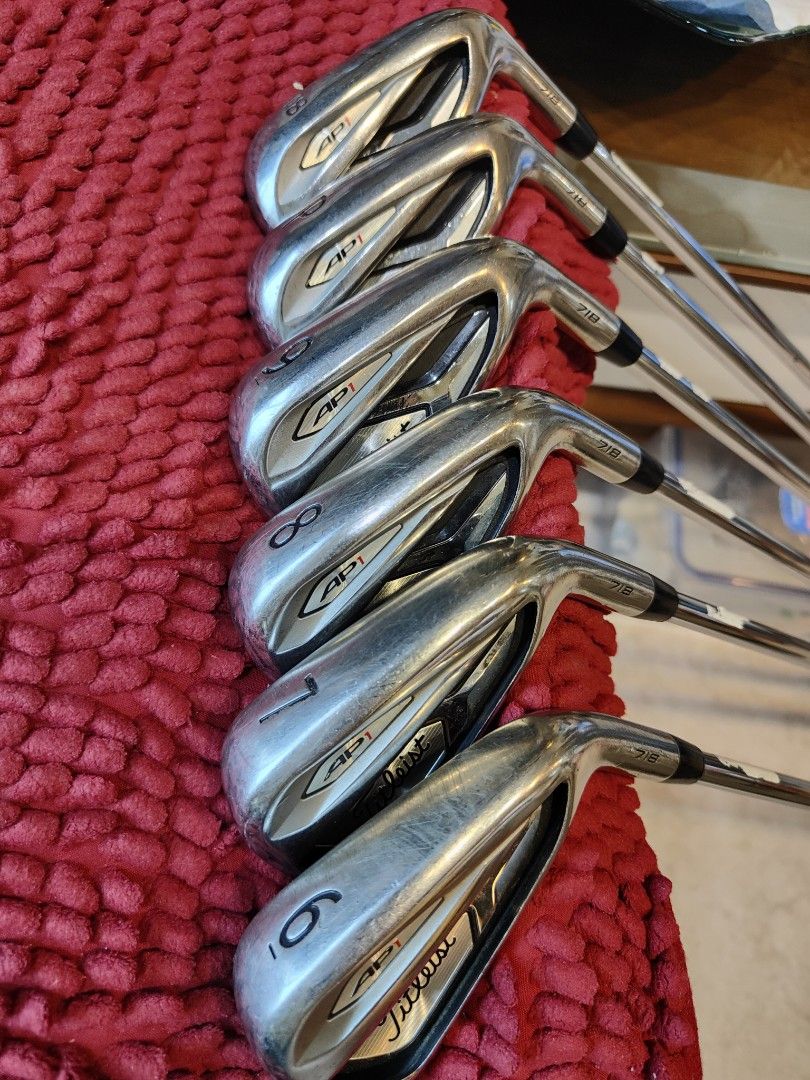 Titleist 718 AP1 Golf Irons, Sports Equipment, Sports & Games, Golf on Carousell