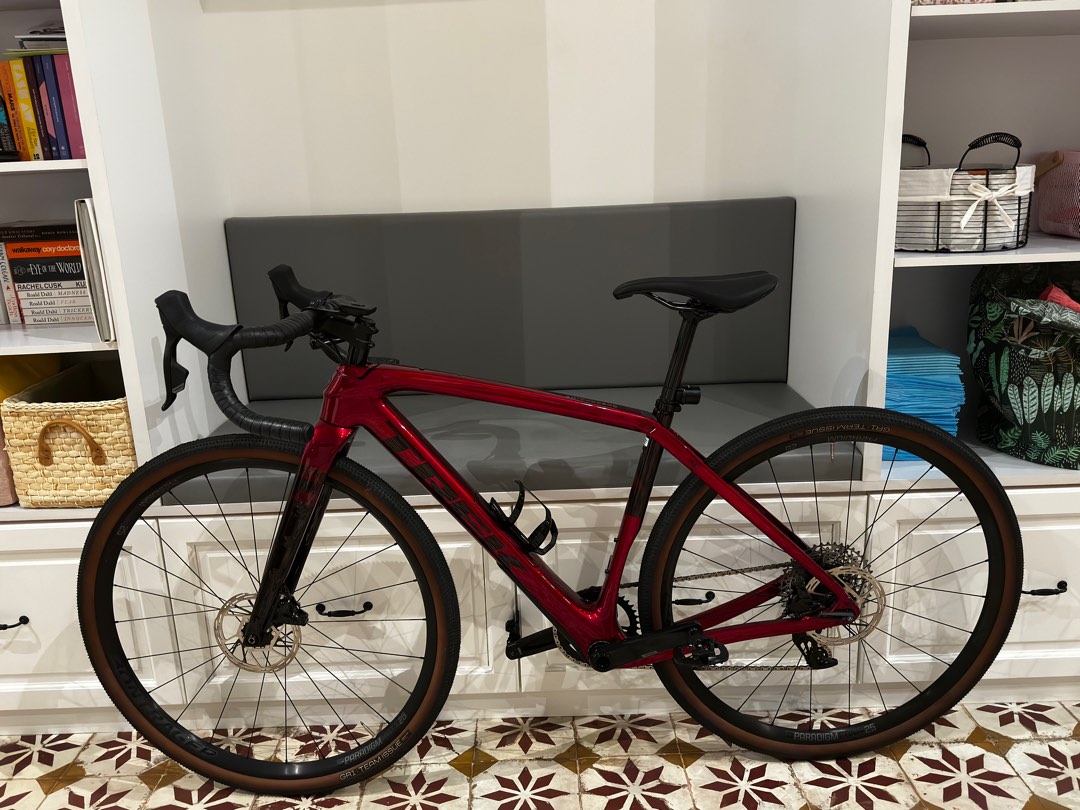 Trek Checkpoint SL6 eTap, Sports Equipment, Bicycles & Parts, Bicycles ...