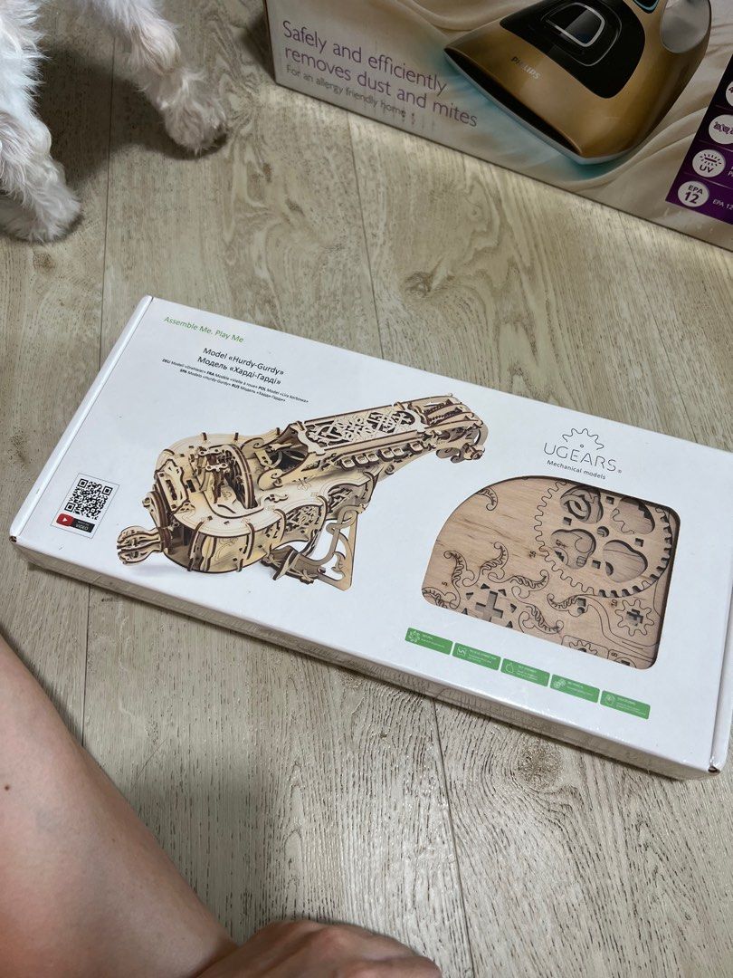 UGear violin, Hobbies & Toys, Stationery & Craft, Other Stationery ...