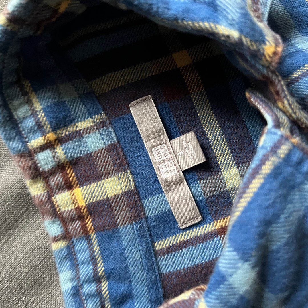 Uniqlo Flannel, Men's Fashion, Tops & Sets, Formal Shirts on Carousell