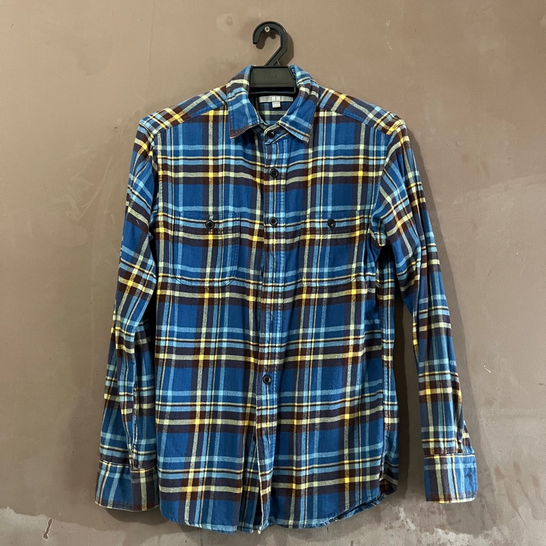 Uniqlo Flannel, Men's Fashion, Tops & Sets, Formal Shirts on Carousell