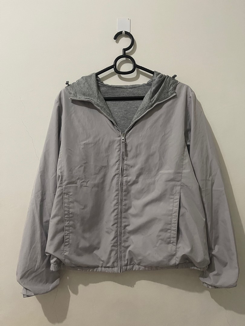 Uniqlo Reversible Parka - Gray, Women's Fashion, Coats, Jackets and ...