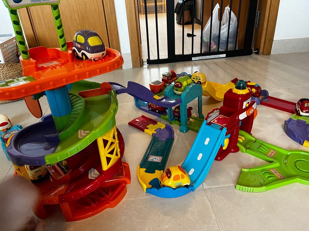 Vtech car park tower + 12 cars +fire station, Hobbies & Toys, Toys ...