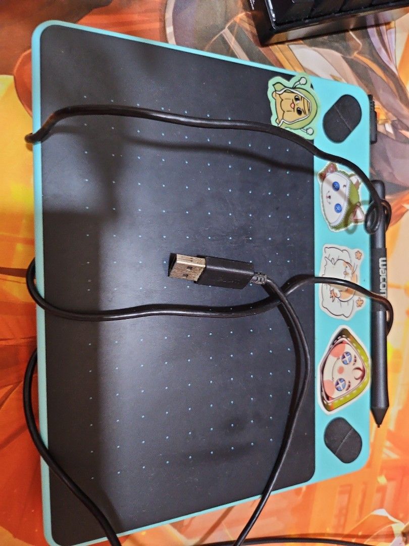 Wacom intuos comic art pen & touch tablet, Computers & Tech, Parts ...