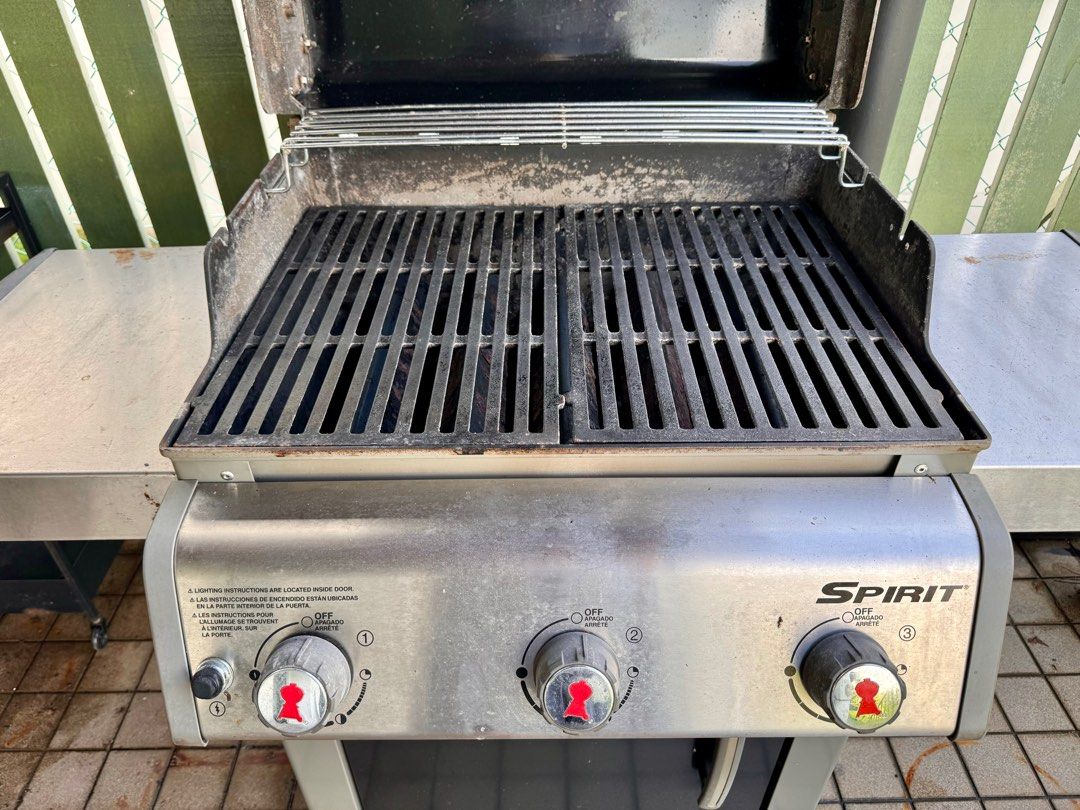 Weber Spirit 3 Burner Gas Barbecue, TV & Home Appliances, Kitchen ...