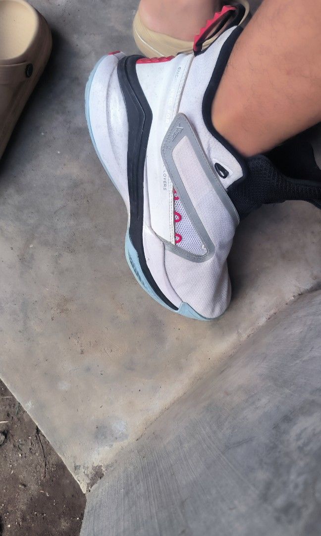 XTEP devil limited edition White color (ORIGINAL), Men's Fashion ...