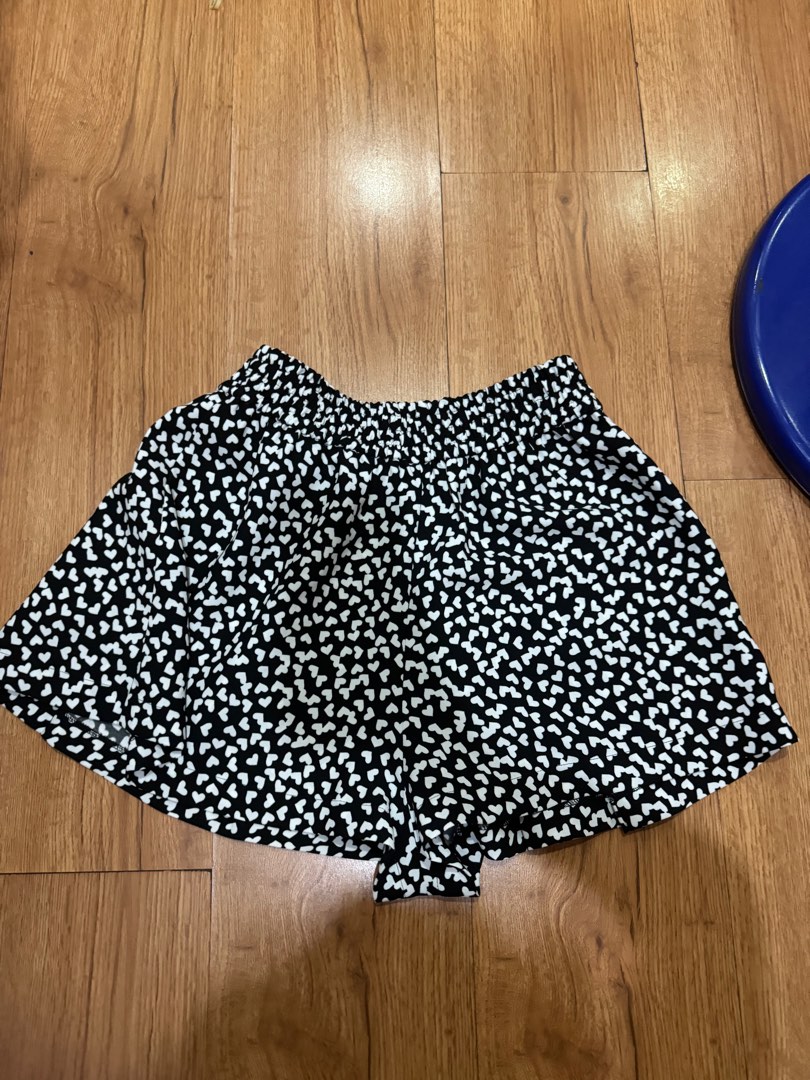 Zara Heart Skort, Women's Fashion, Bottoms, Shorts on Carousell