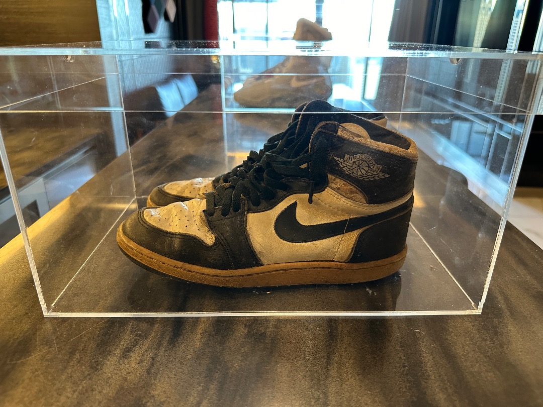 1985 Jordan 1 OG Black/ White Panda, Men's Fashion, Footwear, Sneakers ...
