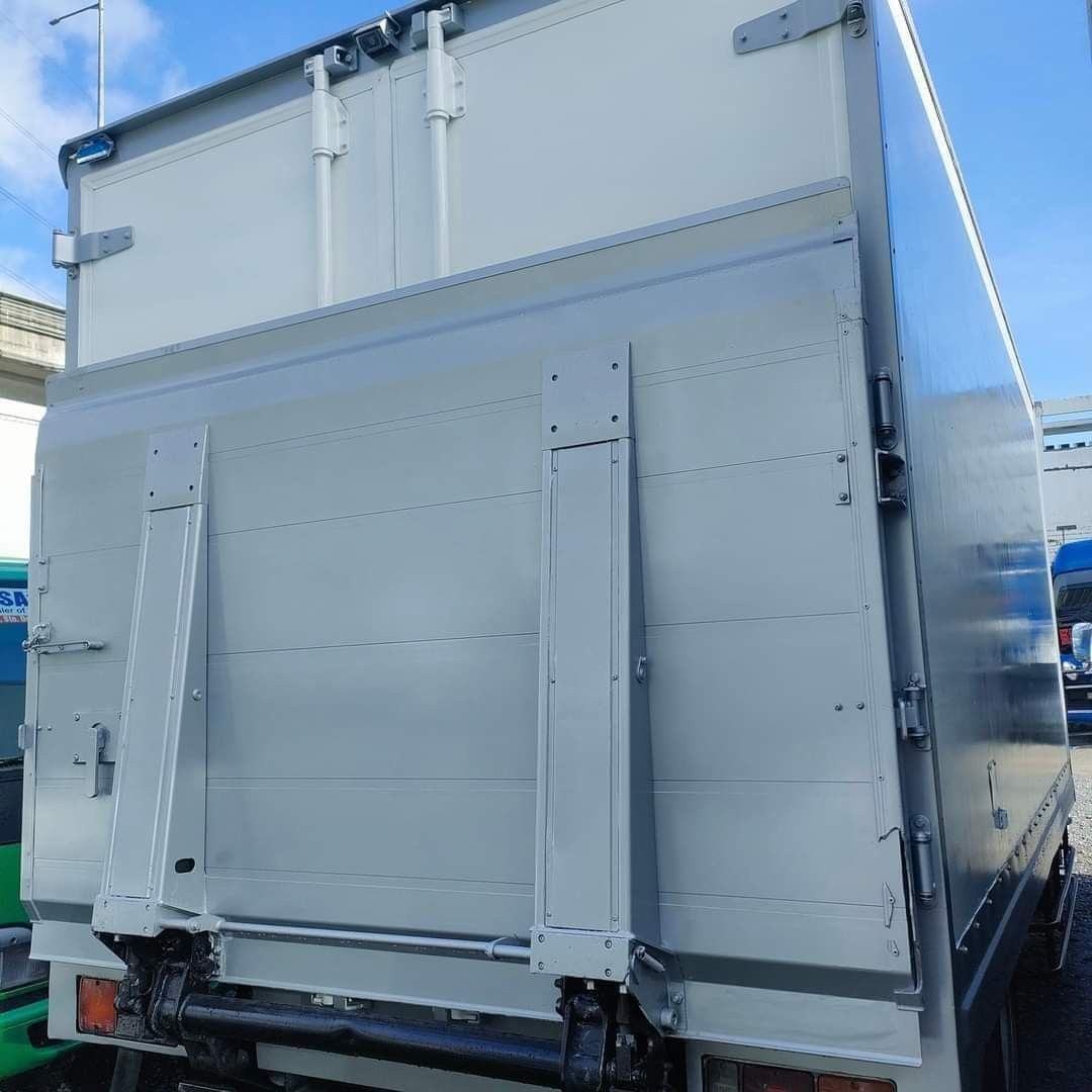 2022 Fuso Canter Reefer Van 14ft Wide with lifter 6W, Special Vehicles ...