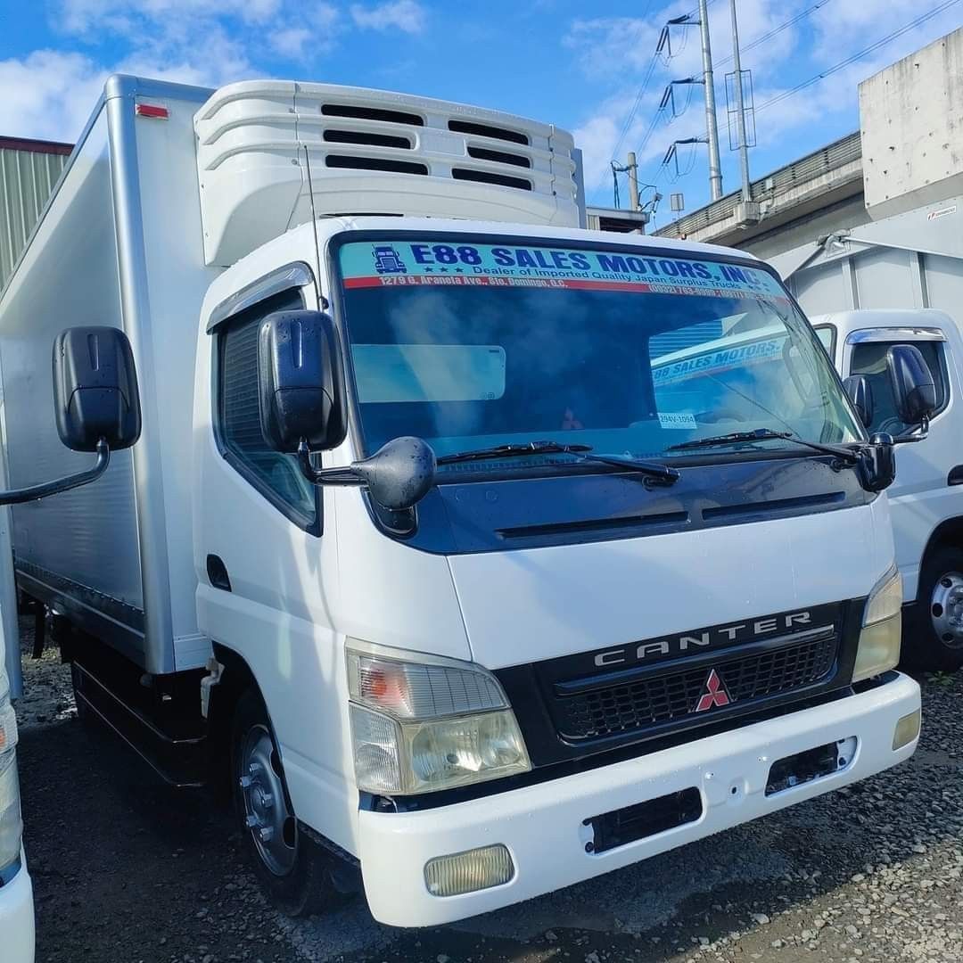 2022 Fuso Canter Reefer Van 14ft Wide with lifter 6W, Special Vehicles ...