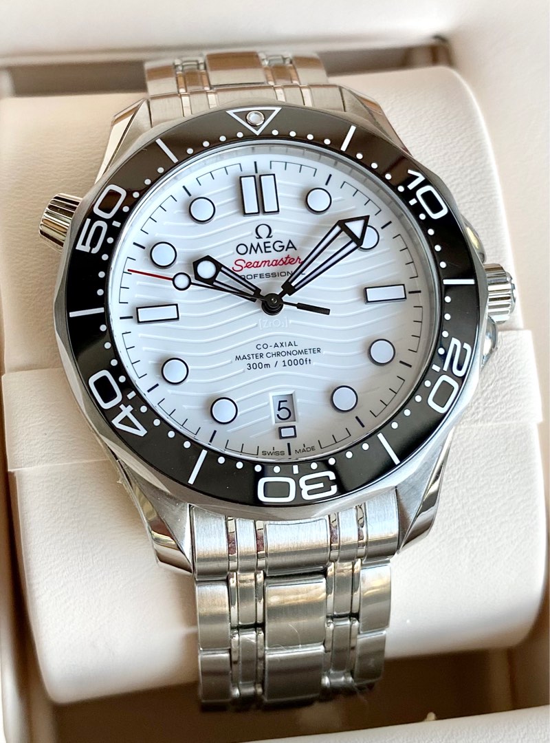2023 Omega Seamaster Professional 300m “Great White” Ref. 210.30.42.20 ...