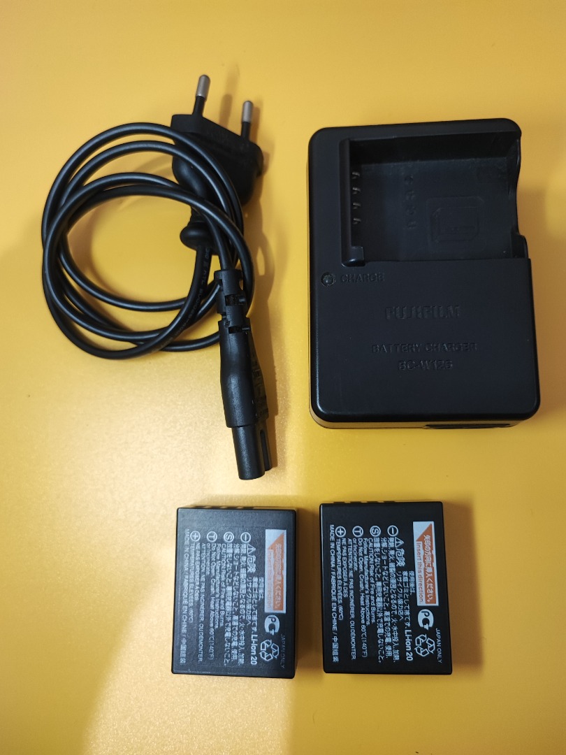 (Reserved) 2 Original NP-W126S Fujifilm Batteries and 1 Original ...