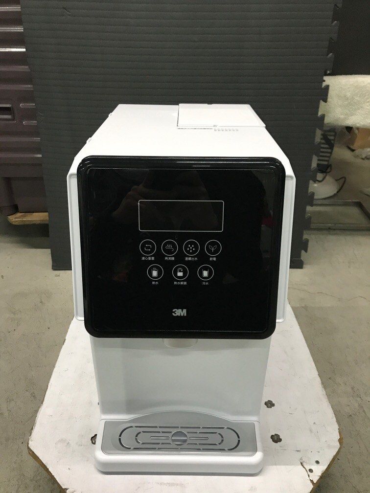 3M L21 移動式過濾飲水機雙效冷熱飲水機, 電視及其他電器 , 廚房用品, 濾水器及飲水機在旋轉拍賣