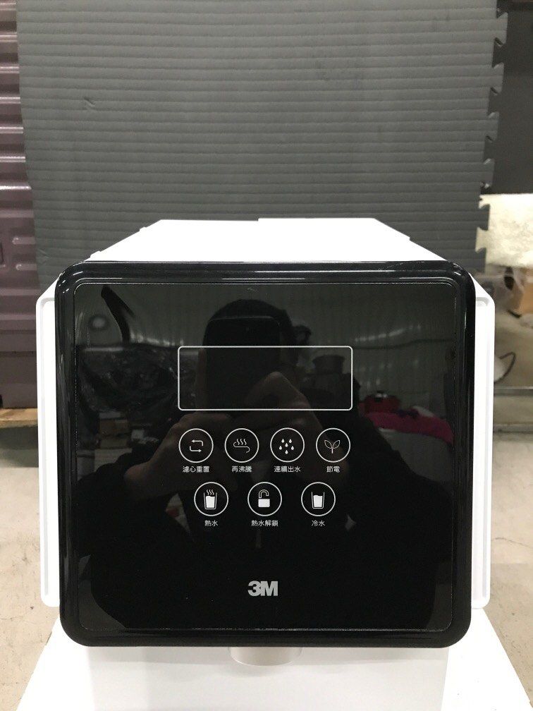 3M L21 移動式過濾飲水機雙效冷熱飲水機, 電視及其他電器 , 廚房用品, 濾水器及飲水機在旋轉拍賣