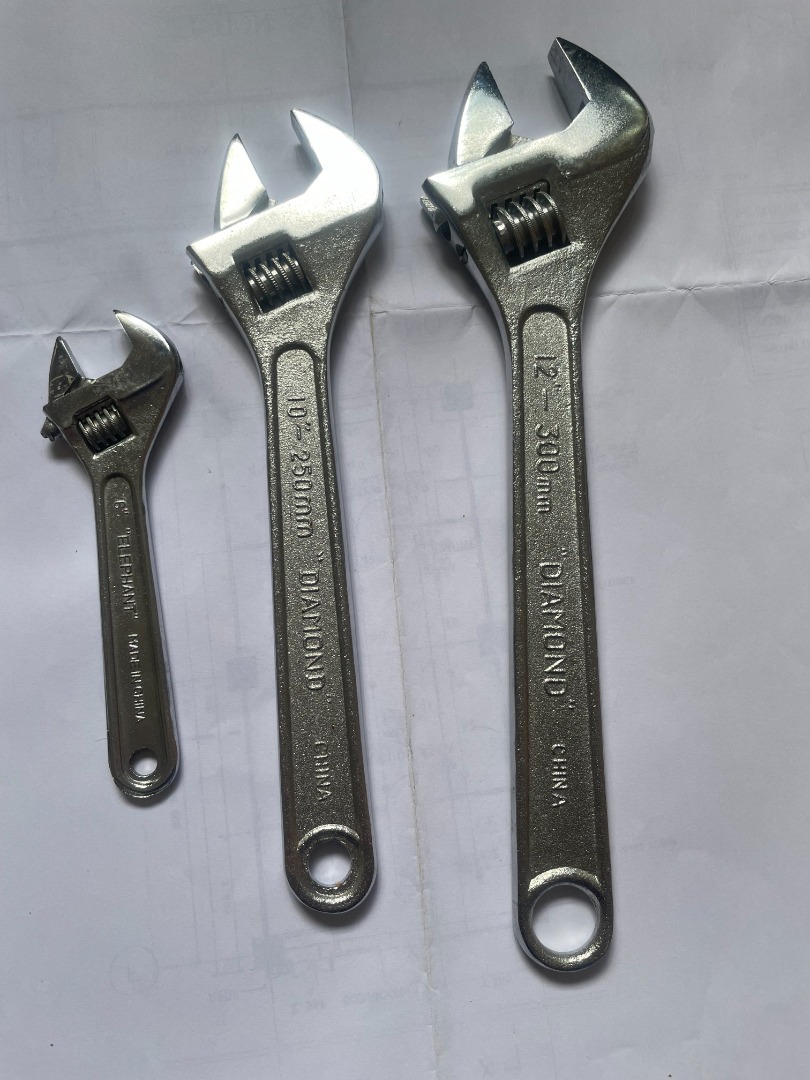 Adjustable Spanner, Furniture & Home Living, Home Improvement ...