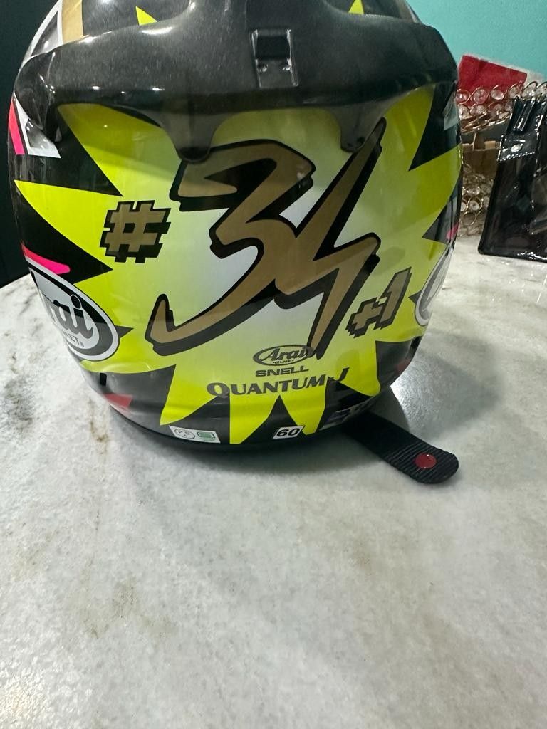 Arai QUANTUM J Kevin Schwantz Size 60, Motorbikes on Carousell