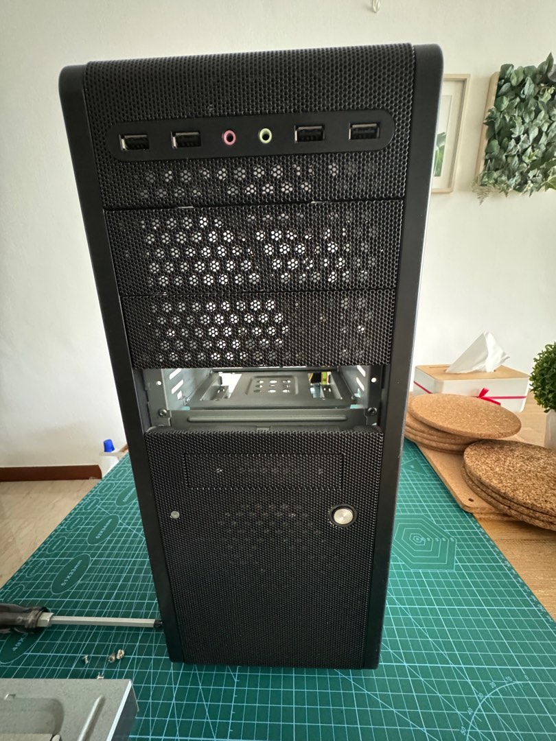 Atx casing, Computers & Tech, Desktops on Carousell
