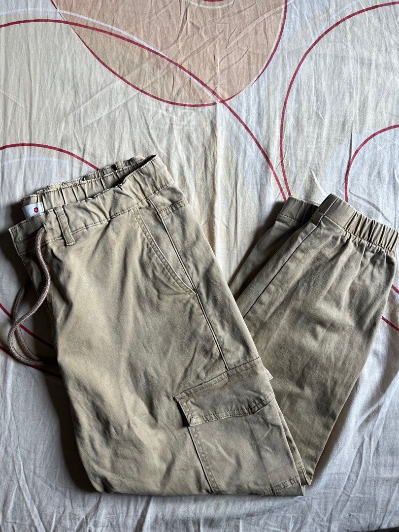 Beige Padini Men Cargo Pants, Men's Fashion, Bottoms, Trousers on Carousell