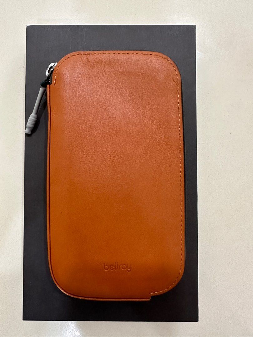 Bellroy All-Conditions Phone Pocket Plus, Mobile Phones & Gadgets ...